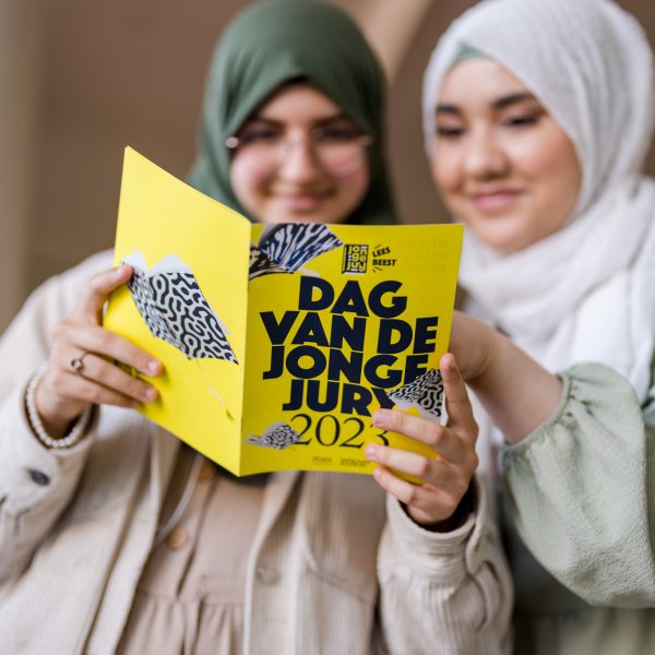 Lezen, stemmen, vieren | Jonge Jury